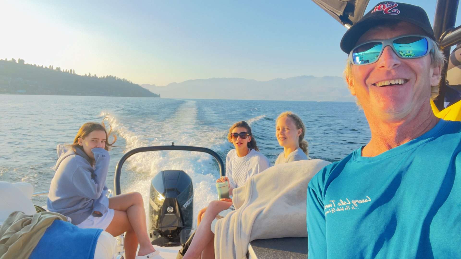 Private Boat Tours | Luxury Lake Tours